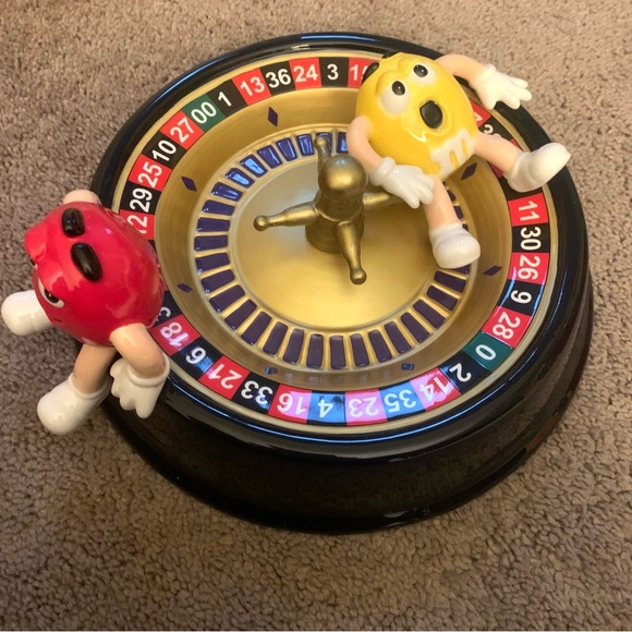 M&M'S | Accents | Rare Mms Ceramic Roulette Wheel Candy Dish W Original ...